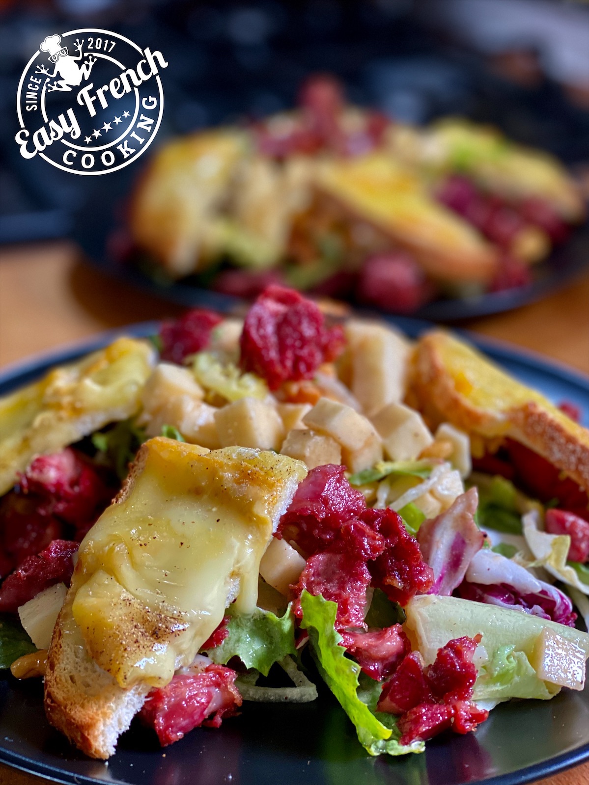 Cheesy toasts and confit gizzards salad. – Easy French Cooking